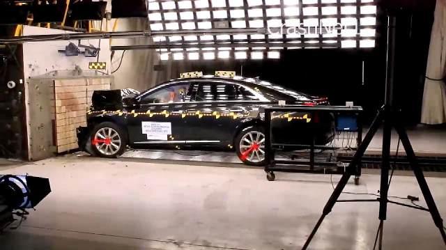 凯迪拉克 XTS正面撞击测试,美系车还真耐撞哟