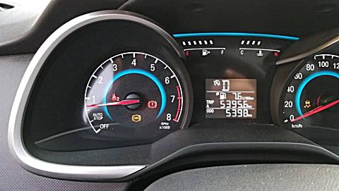 汽车怠速时抖动顿挫严重, 维修换件不管用, 根源其实是这个问题!