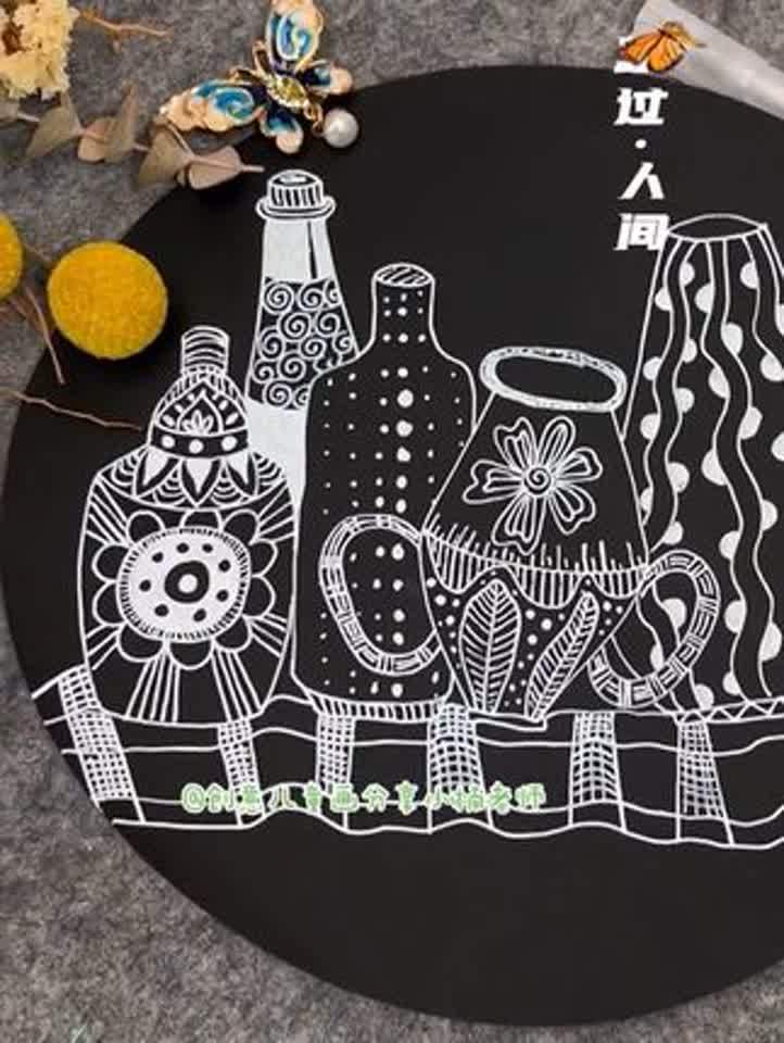 感受线条重复的韵律装饰之美,黑白线描画瓶罐组合~-工具:#colmy...