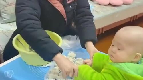 听说可怕的两岁,能请教一下14个月的算不算在内,是按周岁计算还是...