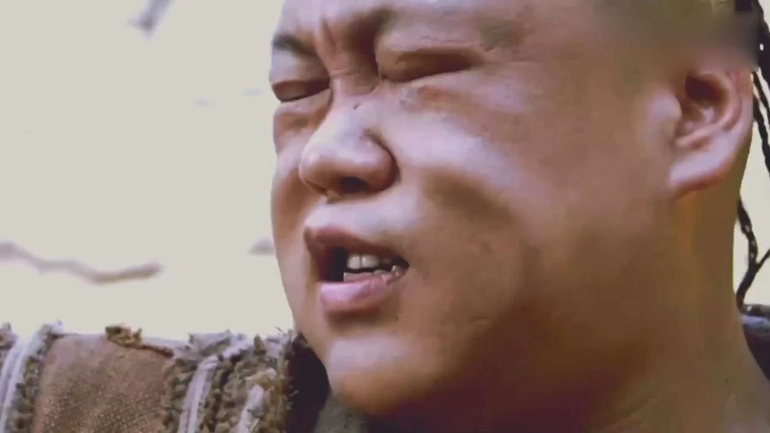 隋唐演义:裴元庆耍赖,罗士信:你看我怎么把你脑袋摔八瓣!