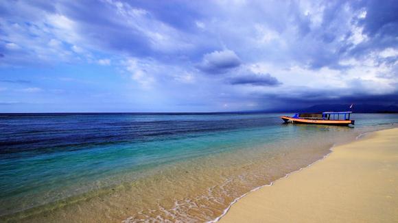 印尼发生7.5级地震,引起海啸 现场视频