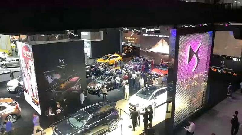 2018广州国际车展,带你看车模小姐姐,咳咳,顺便看一下车