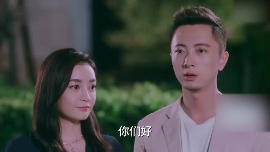 邓伦演的言情剧,海兰跟百川又在一起,邓伦趁机溜走找果果