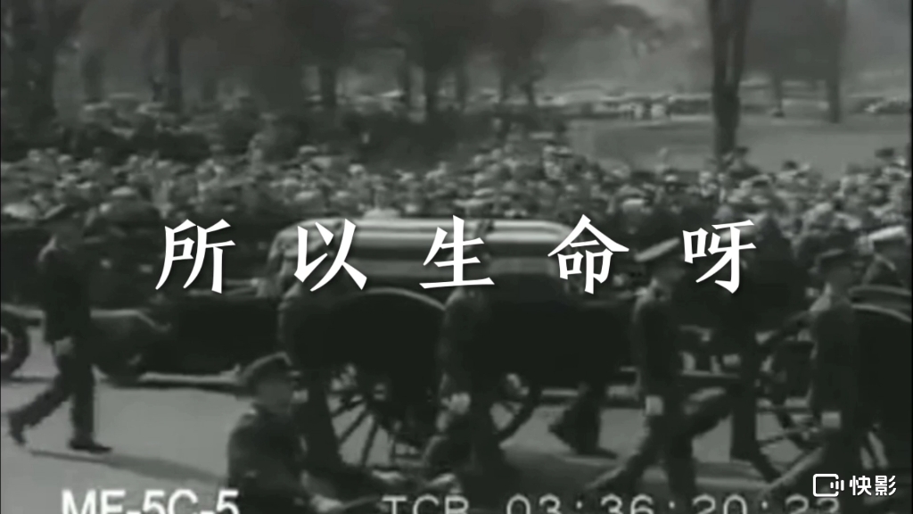 ...罗斯福一个让美国从经济危机中走出来的巨人。他带领美国打赢二战...