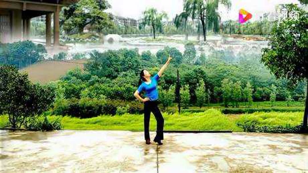 一首很嗨的歌曲《c哩c哩》一支很酷的舞蹈