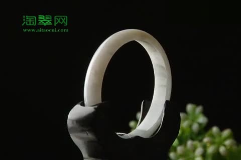 缅甸翡翠A货豆种圆镯(58mm)-翡翠手镯-淘翠网