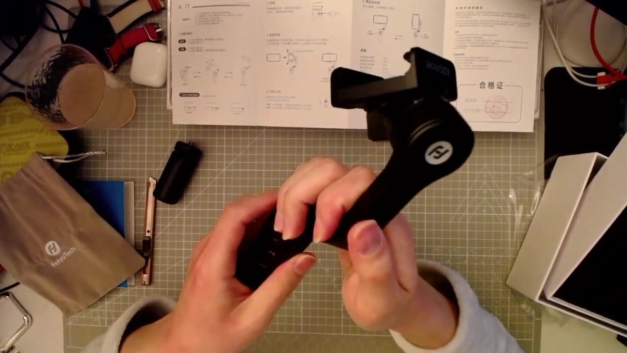 【大龙开箱】飞宇 vlog pocket 手机云台稳定器