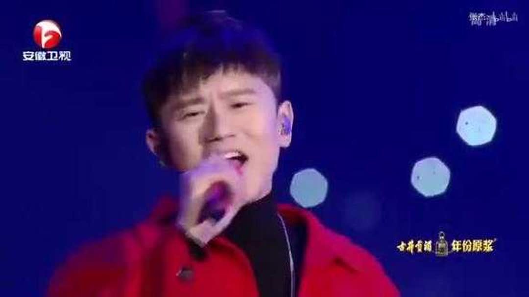 现场还是要听实力歌手的,张杰这首歌唱的太好听了吧,全开麦太赞