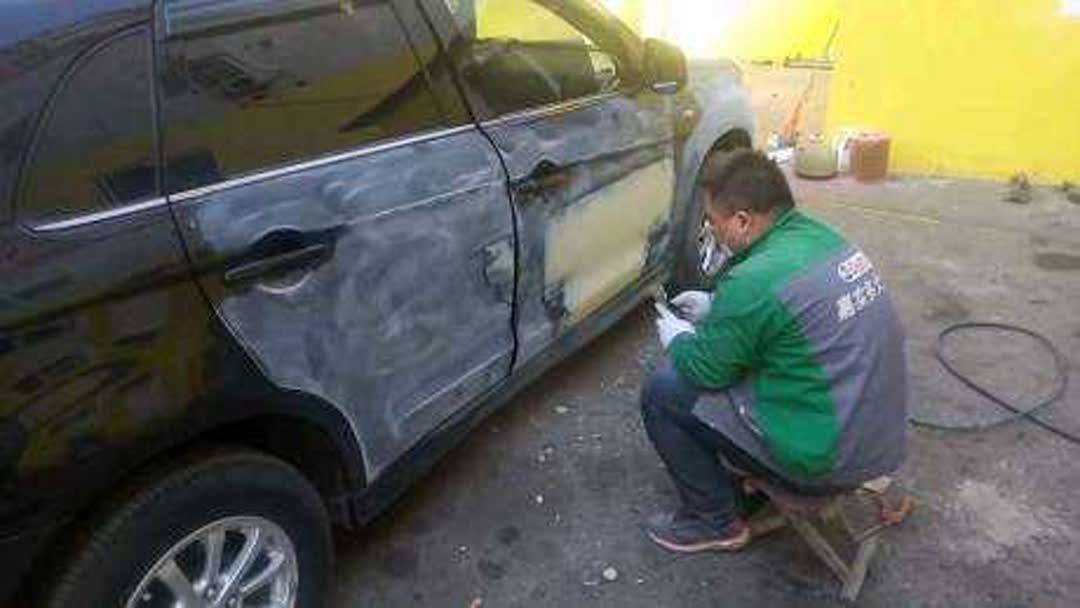 忘了那个她,我修车养你,汽车喷漆全过程