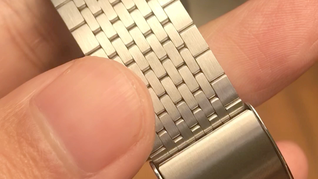 二十世纪东洋石英 双狮桦树林