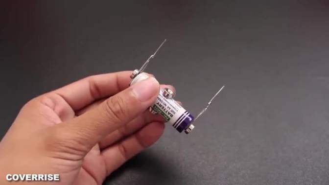 磁铁 电池 线圈 有趣的科学小实验-_高清