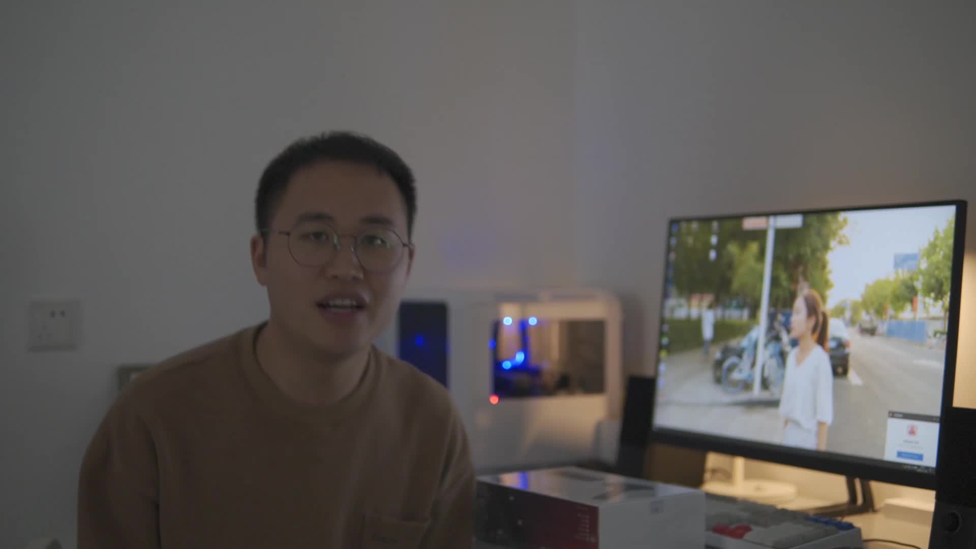 双十一的第一个包裹,智云云鹤M2稳定器开箱上手。