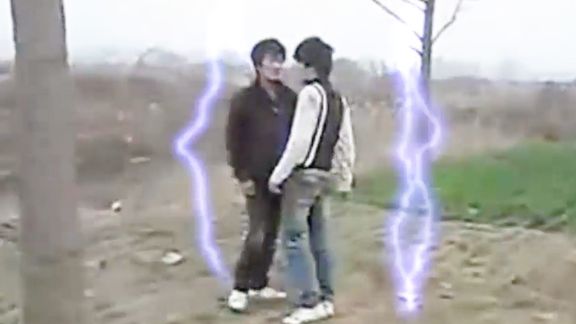 加特效!农村小伙神级模仿wwe, 拳拳到肉