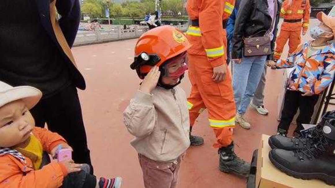 小小森林消防宣传员-平凉森林消防