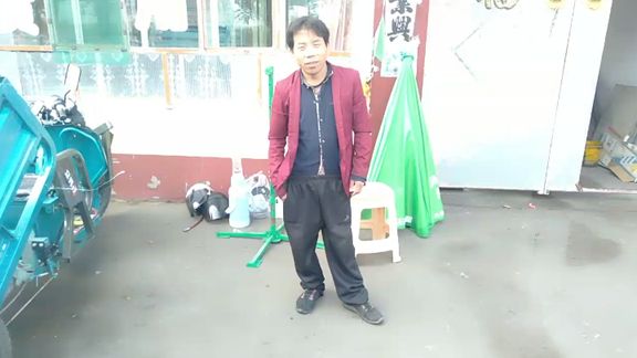 同村伙伴三陪君的创业第一站因电车犰抛锚只能借宿好心大哥家