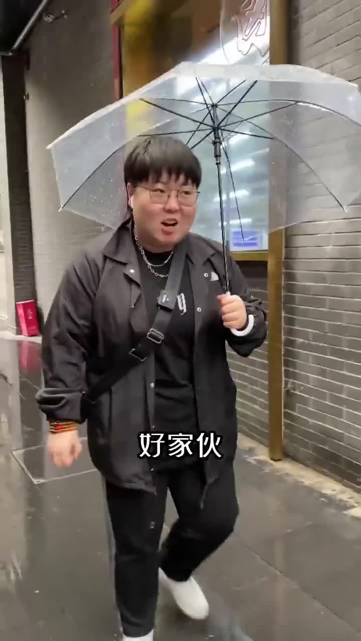 我永远爱吃火锅!花young夏日季美食推荐官夏日美食我来探卤味火锅