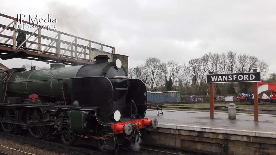 铁路运输4K SR926雷普顿号列车 通过宁河谷铁路