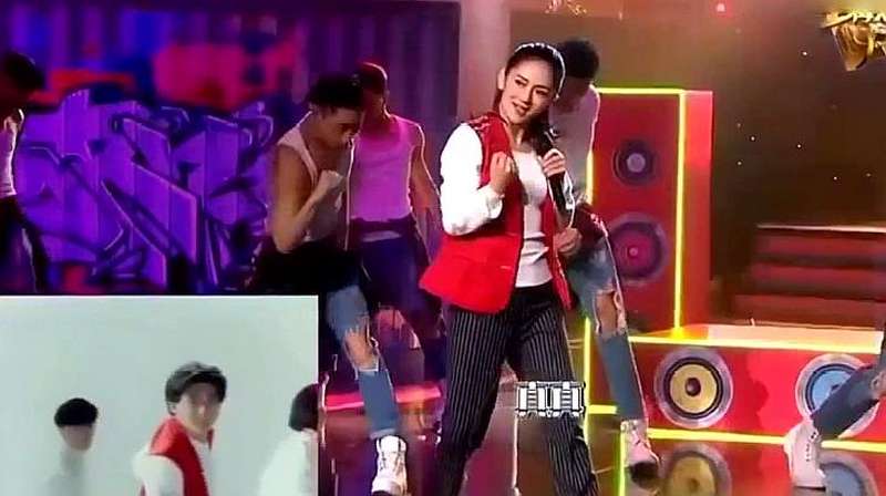 谢娜模仿林志颖,演唱到一半林志颖突然出现,娜姐一脸的震惊