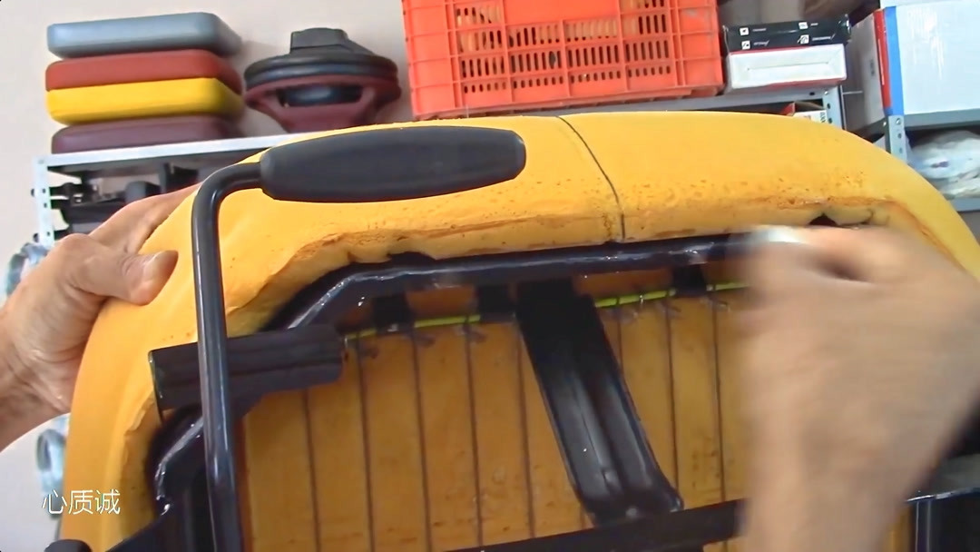 汽车布制座椅改皮革座椅