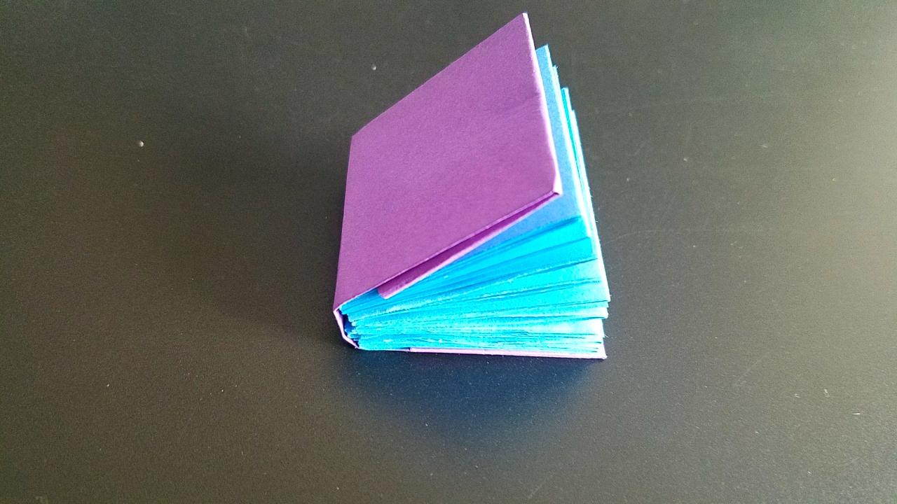 折纸王子教你做一本书,很有创意的折纸,简单易学