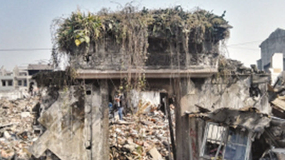 3D:民居门框上藏悬棺内葬7岁女孩?专家这么说