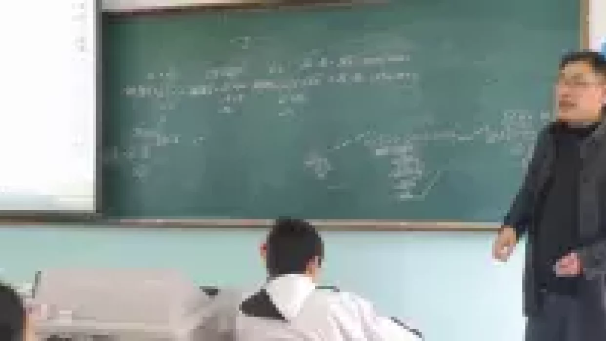 课堂实录《二次根式的乘除(1)》