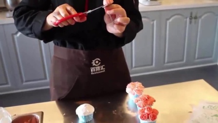 生日蛋糕的做法_在家做蛋糕的方法_电饭煲怎样做蛋糕_