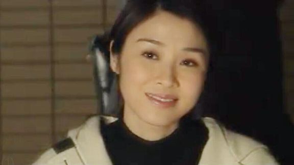 人美心善的姑娘,主动献血给陌生人,小伙很动心