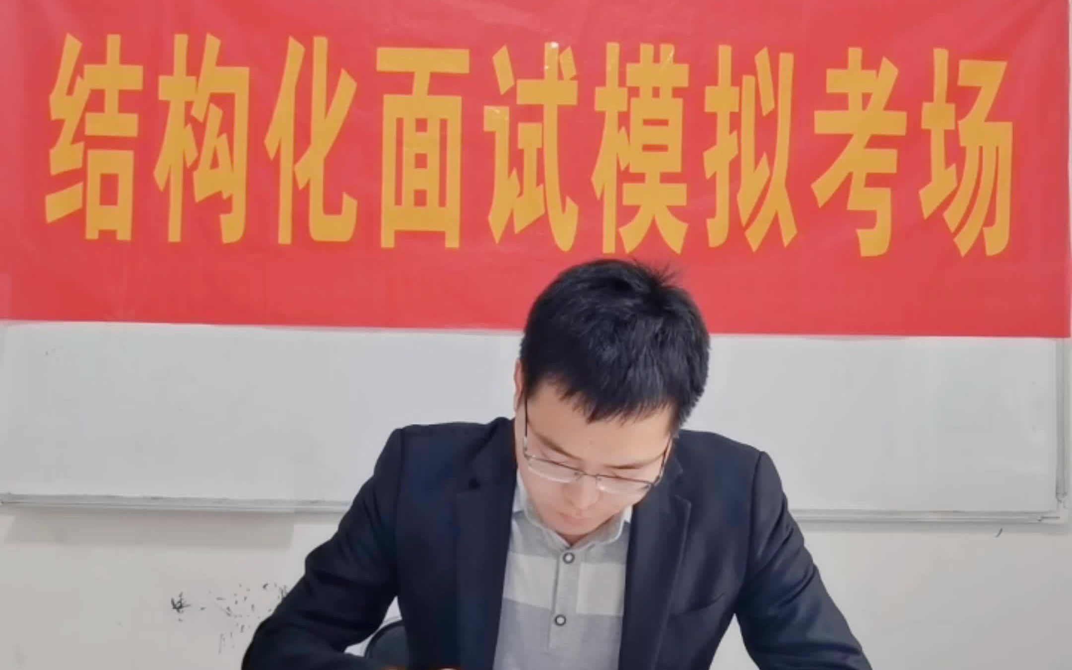 ...现象,给儿童权益保护带来了新挑战。对此你怎么看?【末尾有分析】