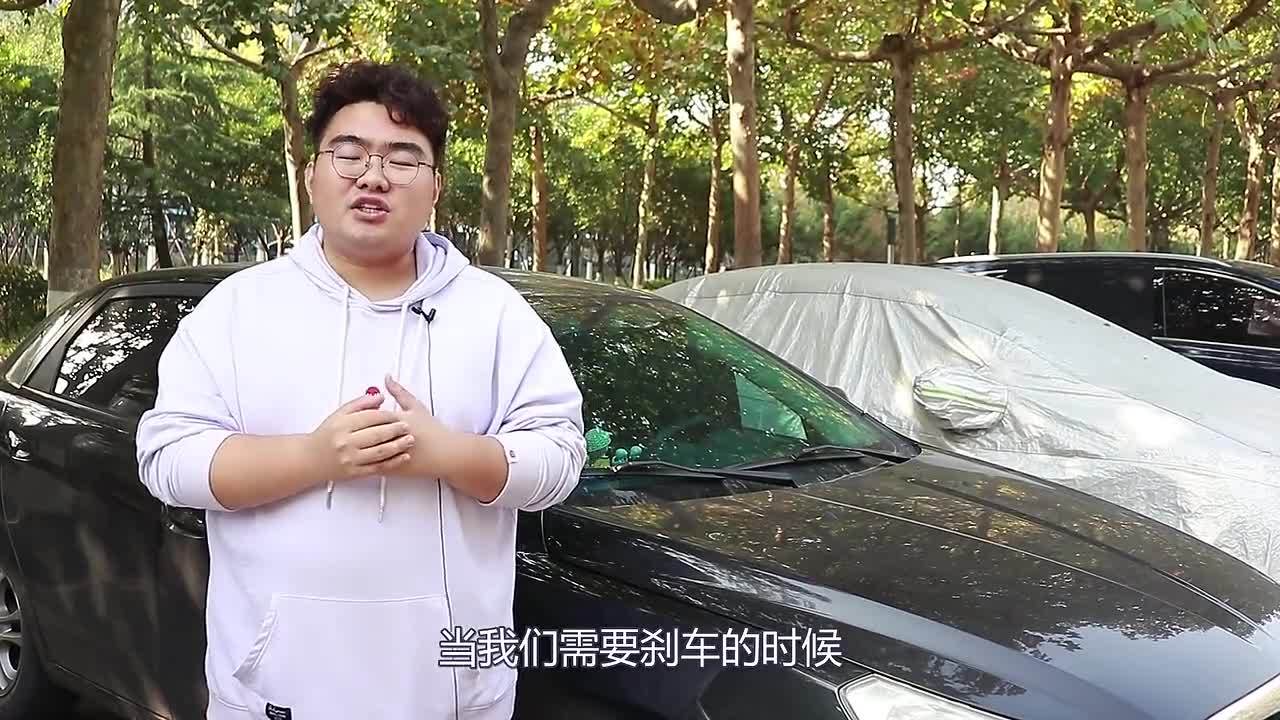 汽车自动巡航如何使用?很多司机还不知道,别浪费这个好用的功能