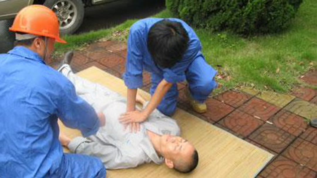 必学!触电急救法