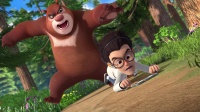 熊出没之怪兽计划 熊大熊二为逃脱机器人的追击跑上货车,没想到上车...