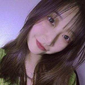 一颗大脸萌 