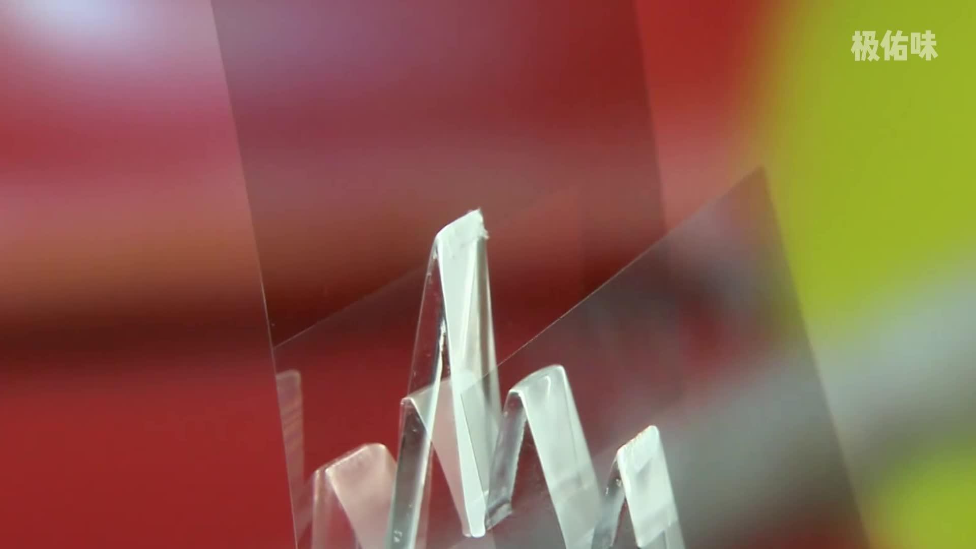 比头发还细的玻璃是如何制作出来的