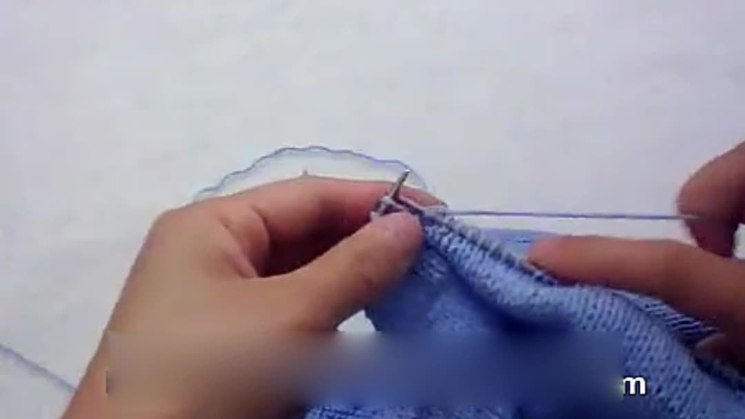 【手工编织教程】从下往上织插肩袖毛衣