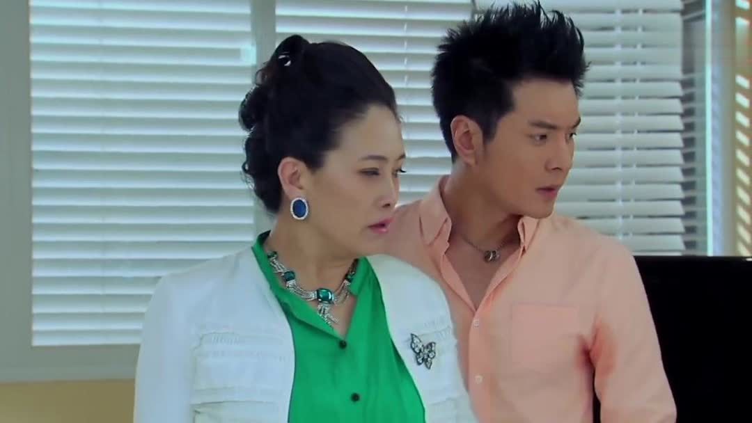 美女工地受伤,富婆老妈情绪失控,扬言让对方倾家荡产!