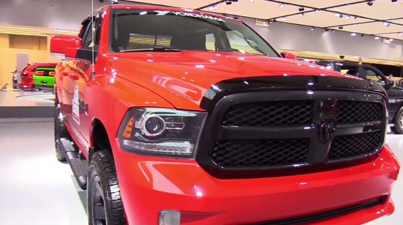 反叛者TRXC皮卡全新上市,5.7排量,霸气十足,直接完败福特猛禽