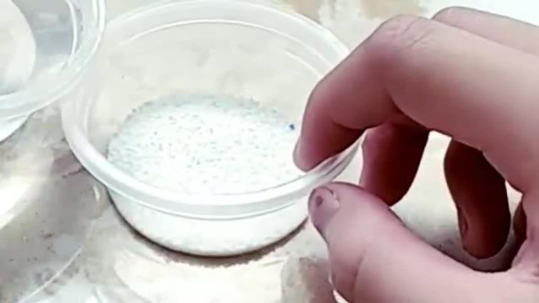 自制硼砂水(材料很简单)