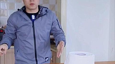 这就是我不用卷筒纸的原因, 哈哈!