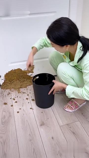 门缝密封条一推一拉,安装简单,防风防尘还隔音,而且还防小强呢!实用好...