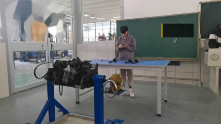 3+2汽修1801 活塞环测量 黄克峰