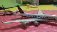 两架新加坡航空A380飞机模型
