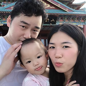 梓怡爱妈妈 
