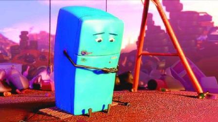 冰箱以为主人不要它,于是来到垃圾场打算被回收处理,暖心动画