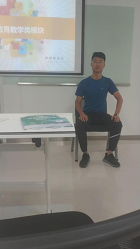 体育老师结构化面试