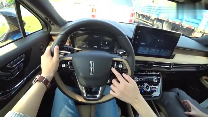 「第一视角」4S店试驾 全新长安-林肯冒险家 2.0T四驱顶配!