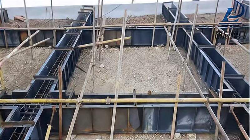 边坡锚杆框架梁模具 现浇方形框架梁模具详细介绍
