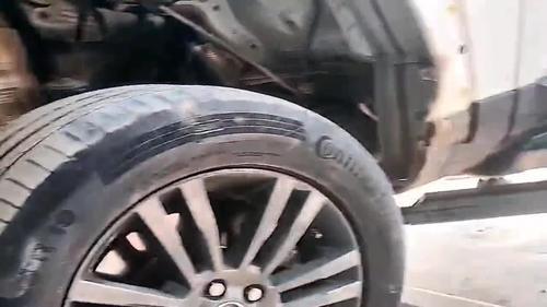 汽车有定位器,可以跟踪你的行程,没钱不买车也不要这种带定位的