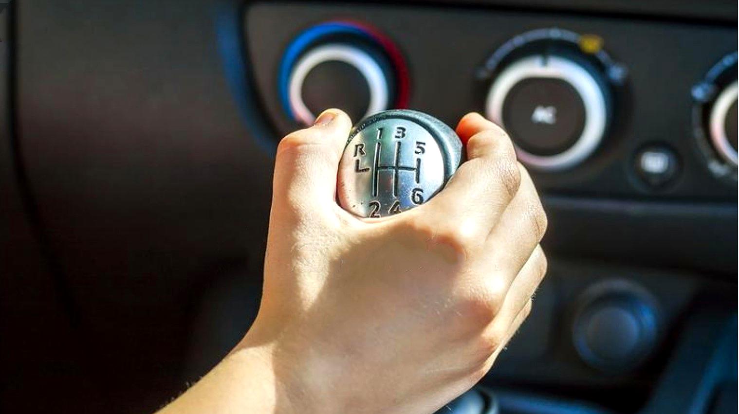 手动挡车型为什么越来越少见了,真的要被抛弃了?